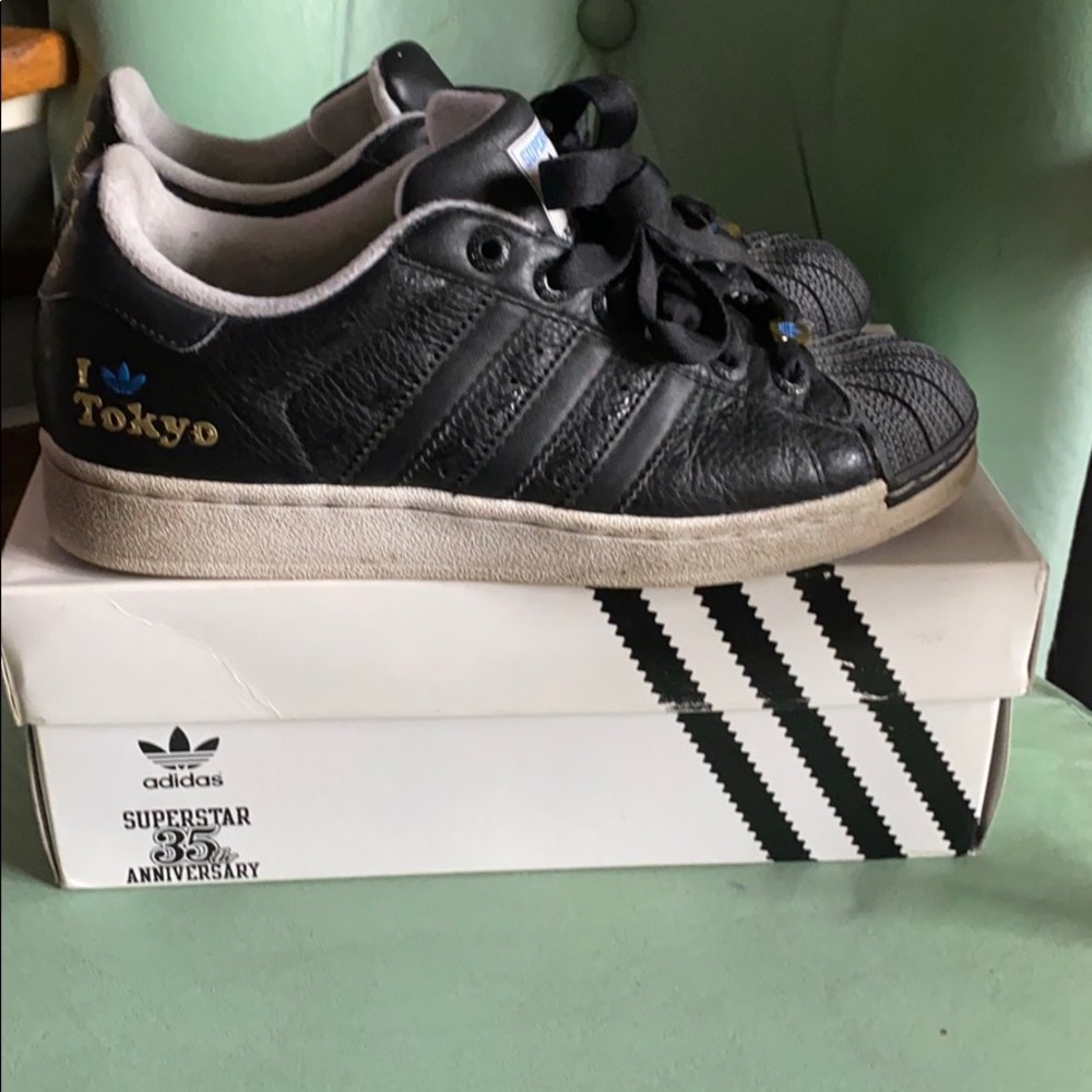 Adidas Shell Toe. 35th Anniversary. Tokyo Addition - Gem
